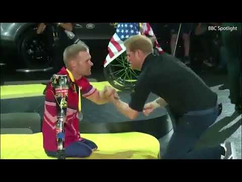Prince Harry hands Mark Ormrod medal - YouTube