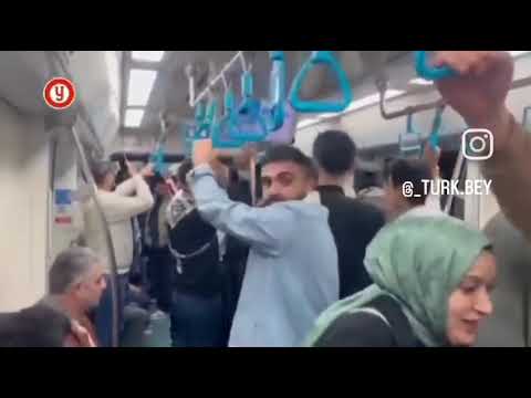 İstanbul'da metrosunda \