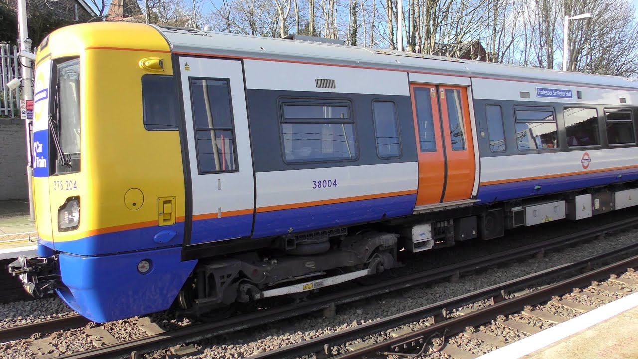 London Overground 378204 5 Car Train @ Bushey - YouTube