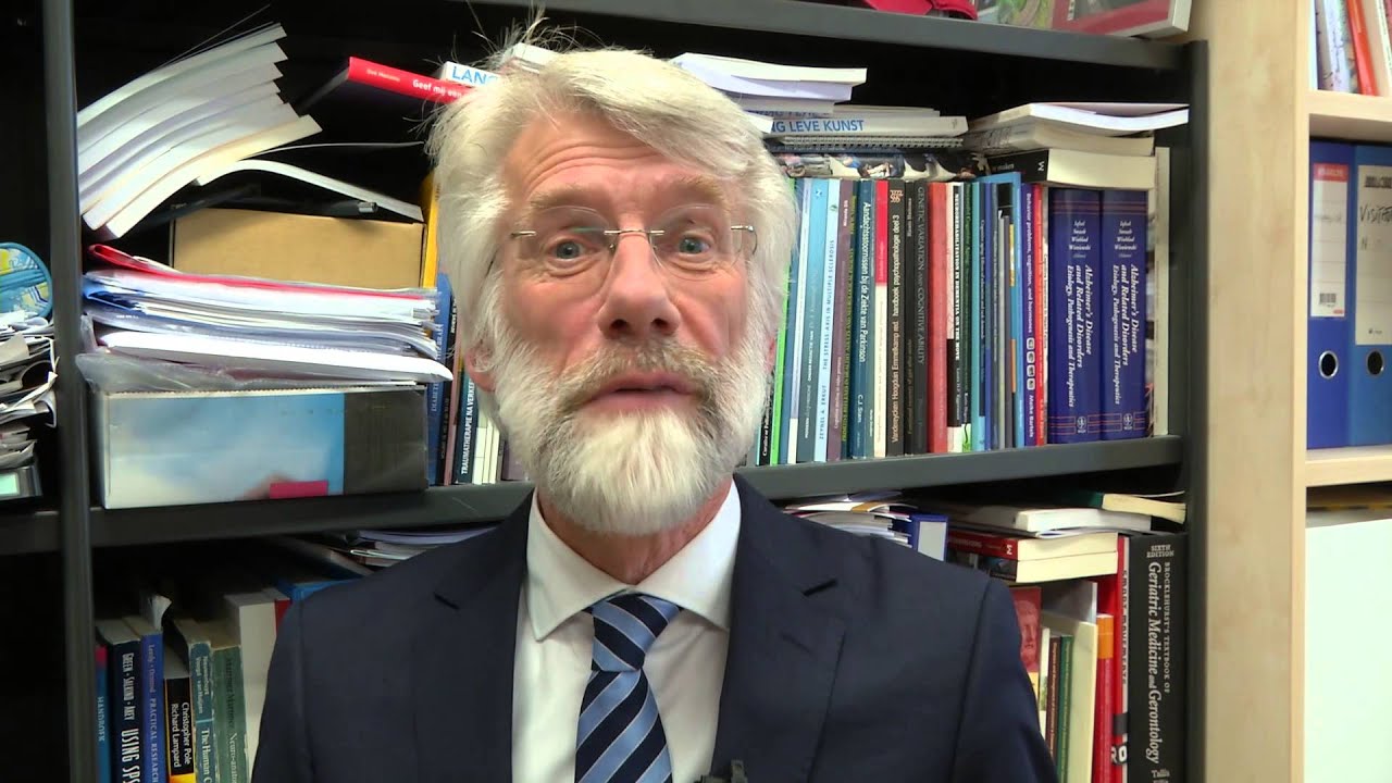 Stel jouw vraag aan professor dr. Erik Scherder - YouTube