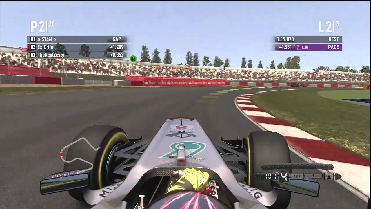 Close race on Catalunya in F1 2011 LIKE VID! - YouTube