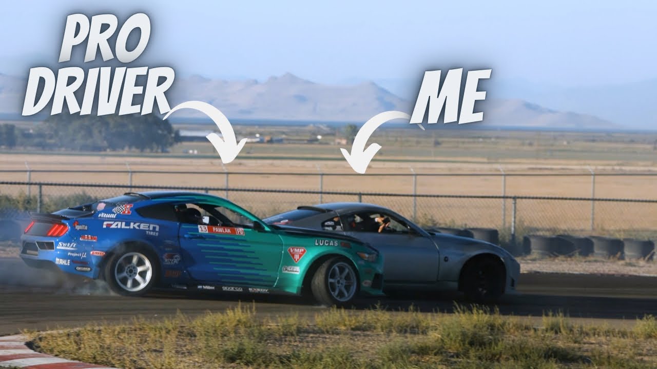 Tandem Drifting With Pro Formula Drift Drivers! - YouTube