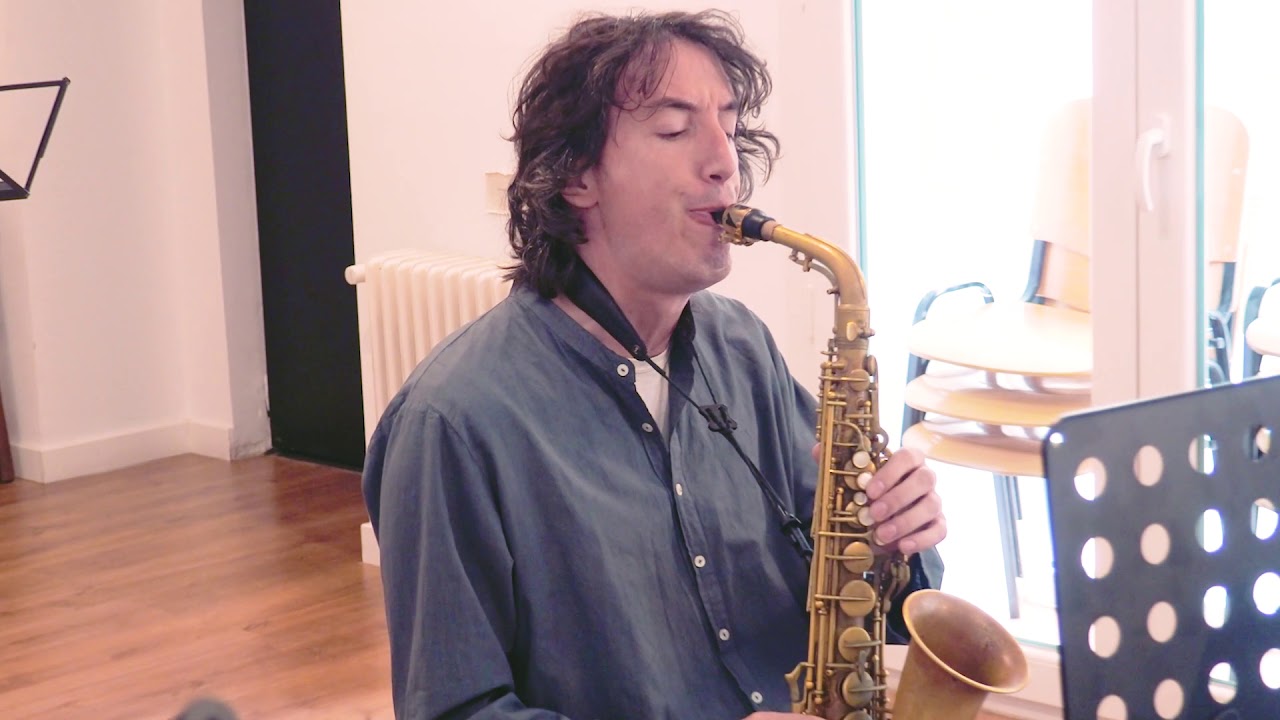 "Louise" By Guillem Ferrer. Rollin Stomps - YouTube