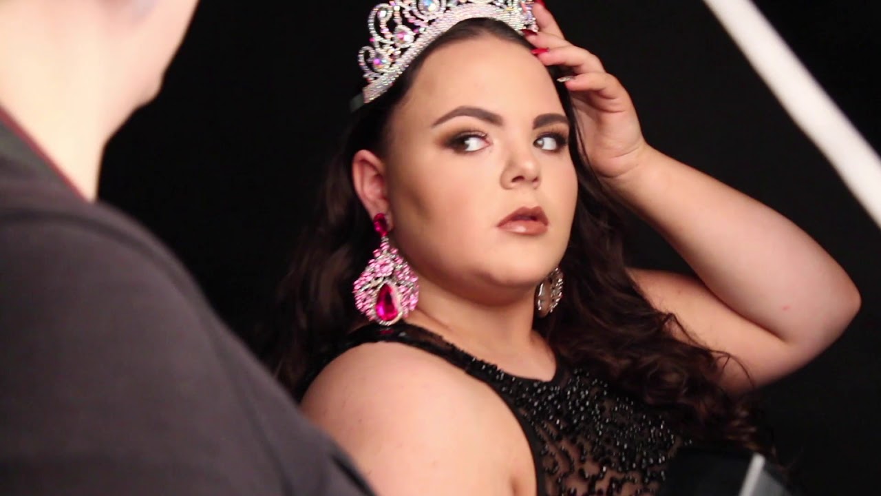 Official Queen's Photoshoot | Miss Divine UK 2017 - YouTube