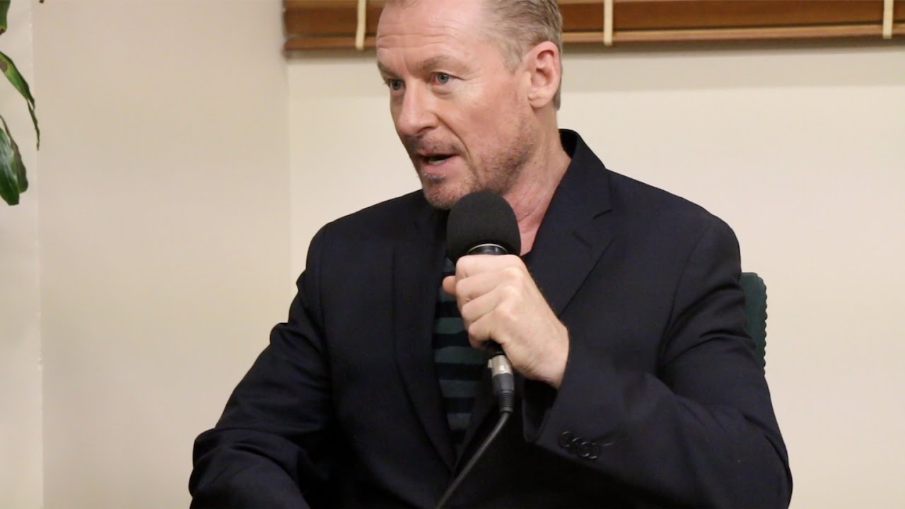 Coming Attractions Special: Richard Roxburgh Interview - YouTube