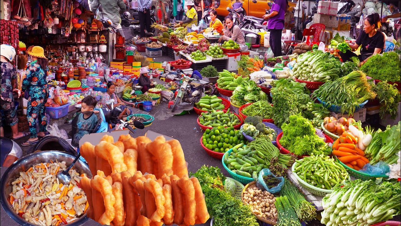 Colorful food market scenes, morning food marketplace, Cambodian food ...