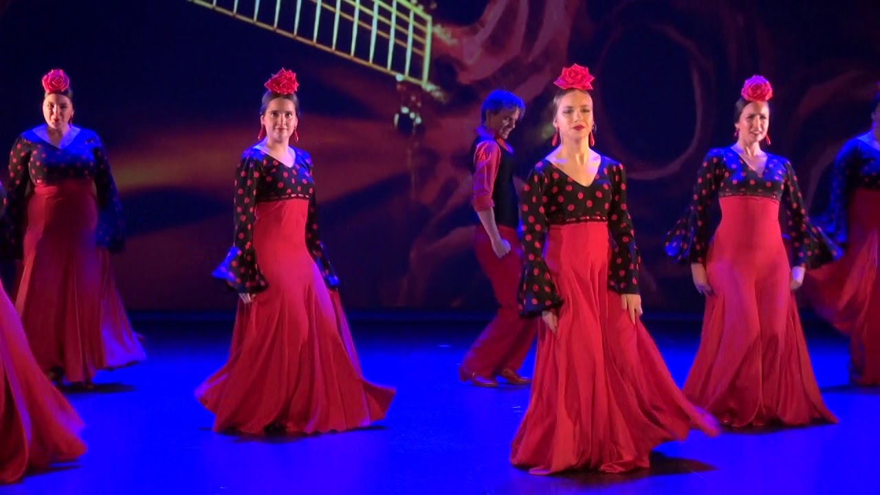 LAS GITANAS LO BAILAN ASÍ - YouTube