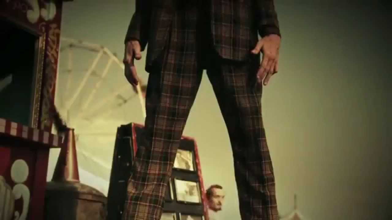 American Horror Story Freak Show: Big And Small (Official Teaser 9 ...