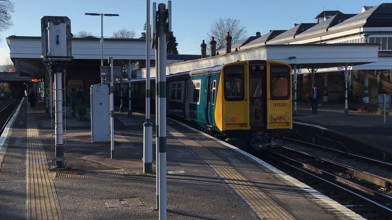 313 201 at Lewes - YouTube