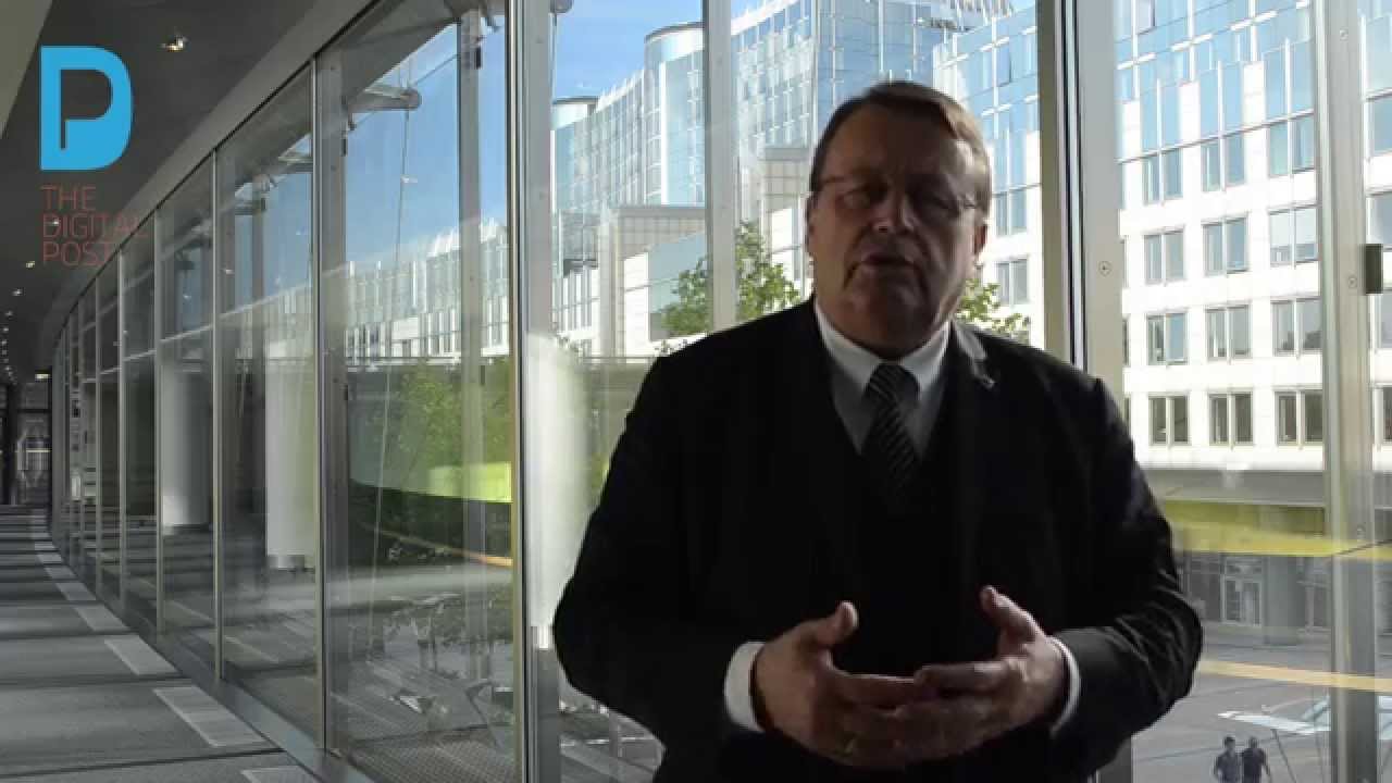 A conversation with Dr. Paul Rübig - YouTube