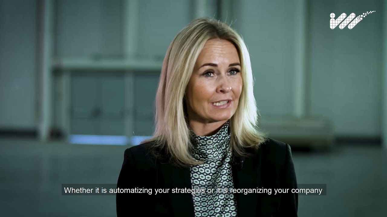 Siri Børsum, Leader of Digital Transformation - Google - YouTube