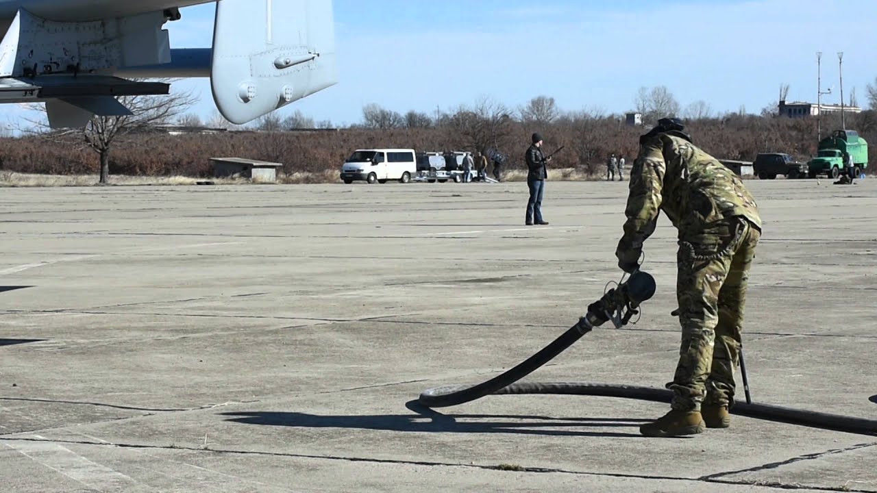 Airmen participate in FARP training. - YouTube