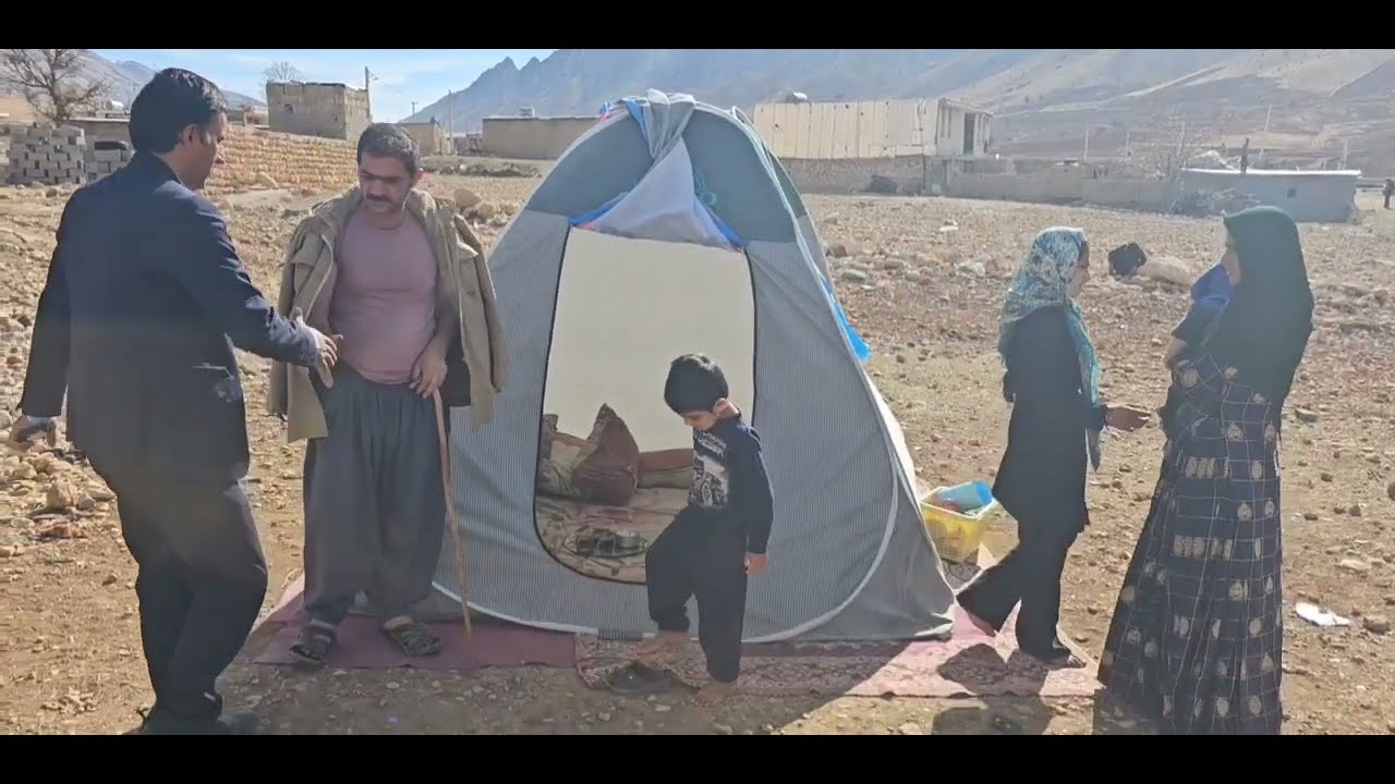 Helping a man who has fallen from a mountain and is paralyzed - YouTube