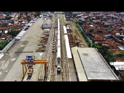 Stasiun KA Terbaru Gedebage Bandung - YouTube