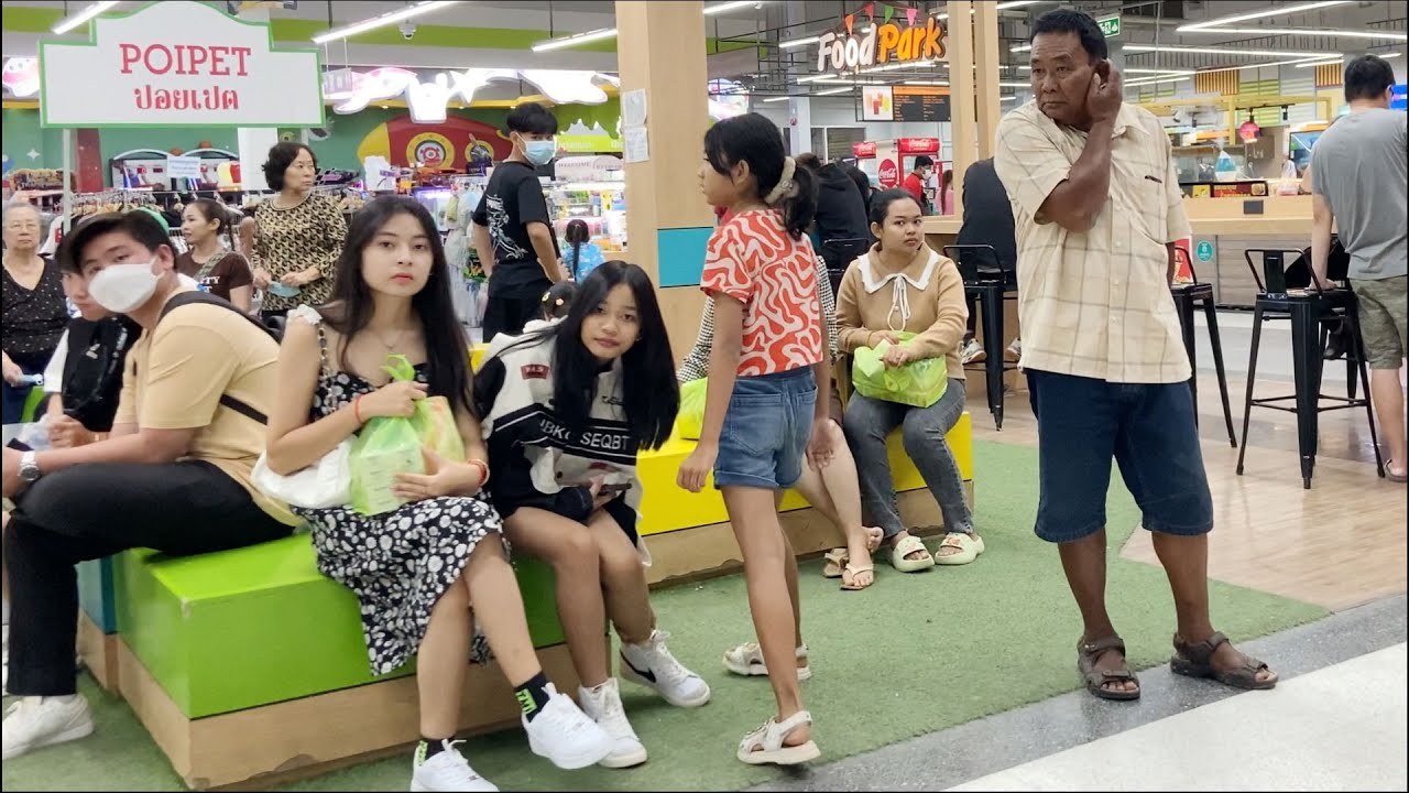 Beautiful evening at Big C Supercenter Poipet - YouTube