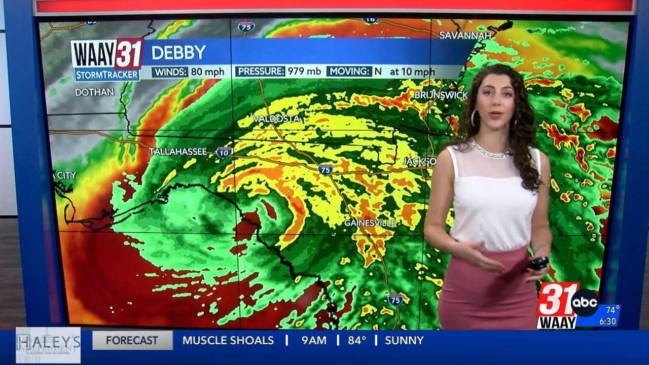 Hurricane Debby makes landfall - YouTube