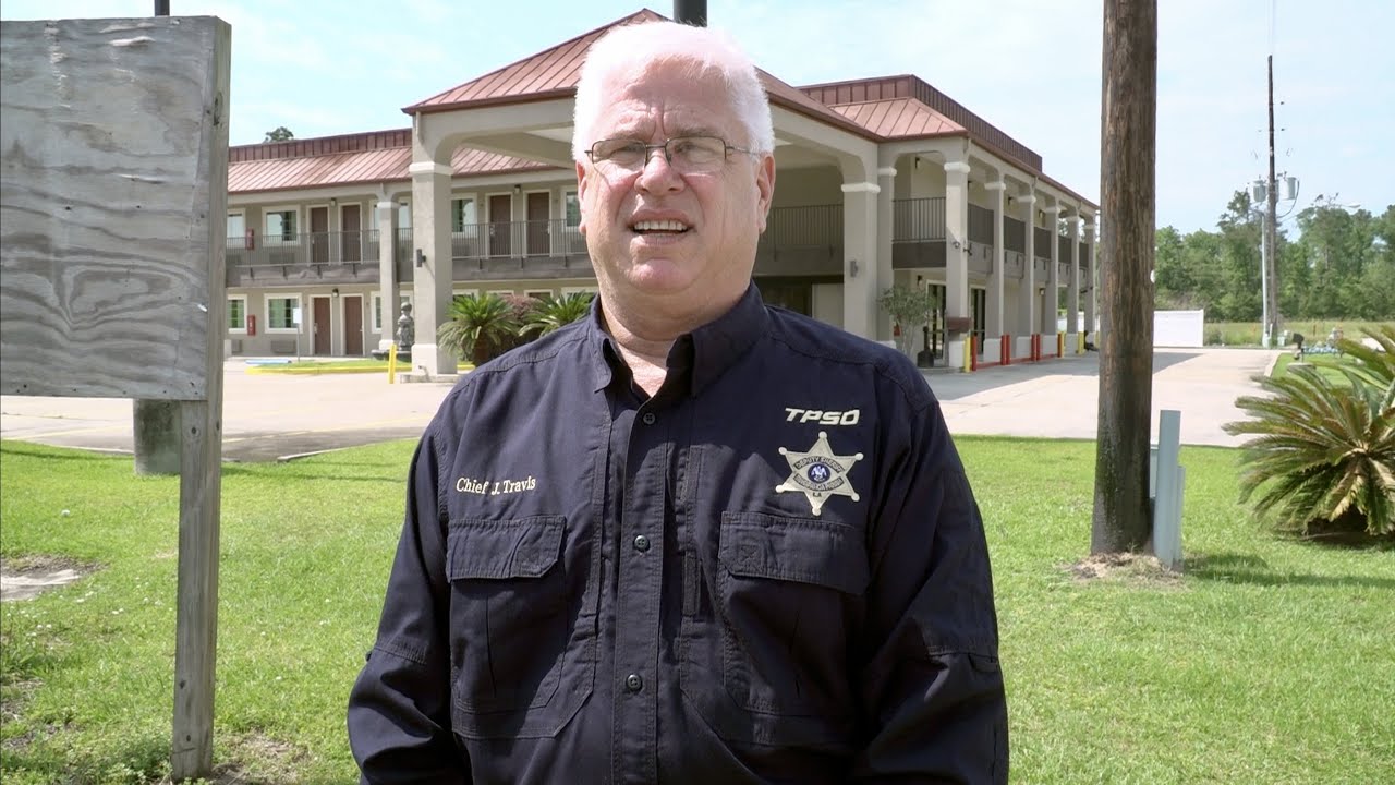 Jimmy Travis - YouTube