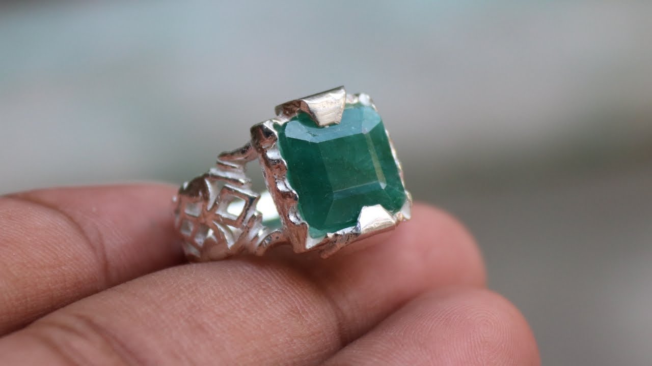 Emerald (Zamrud) stone ring design ||Urdu Writer||Sawat zamrud || - YouTube