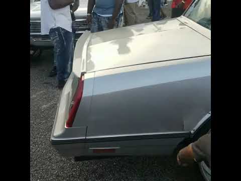 12" in the trunk trunk rattling about to come off - YouTube