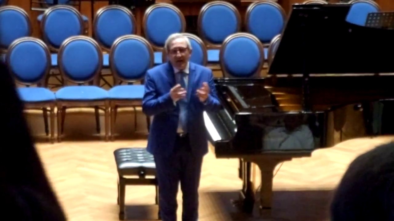 Pastor Angelicus (Notturno) composta da Aldo Ciccolini, suona Antonio ...