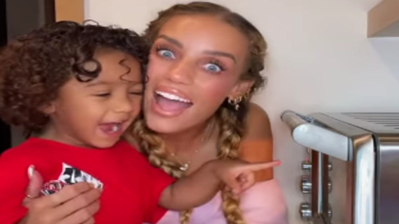 Jhena Frumes and Jason Derulo's son enjoy's burger night with mom ...