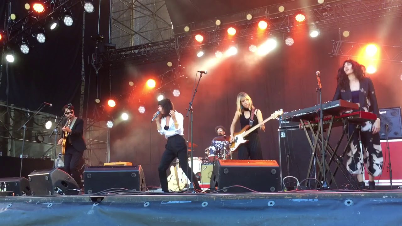 Hurray For The Riff Raff - Dancing in the dark - YouTube