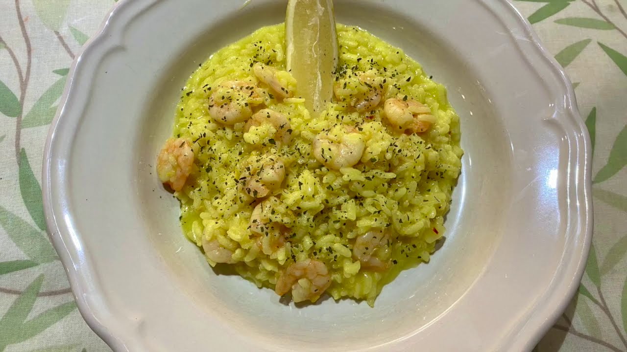 PRAWN & SAFFRON RISOTTO / RISOTTO DE GAMBAS Y AZAFRÁN - YouTube