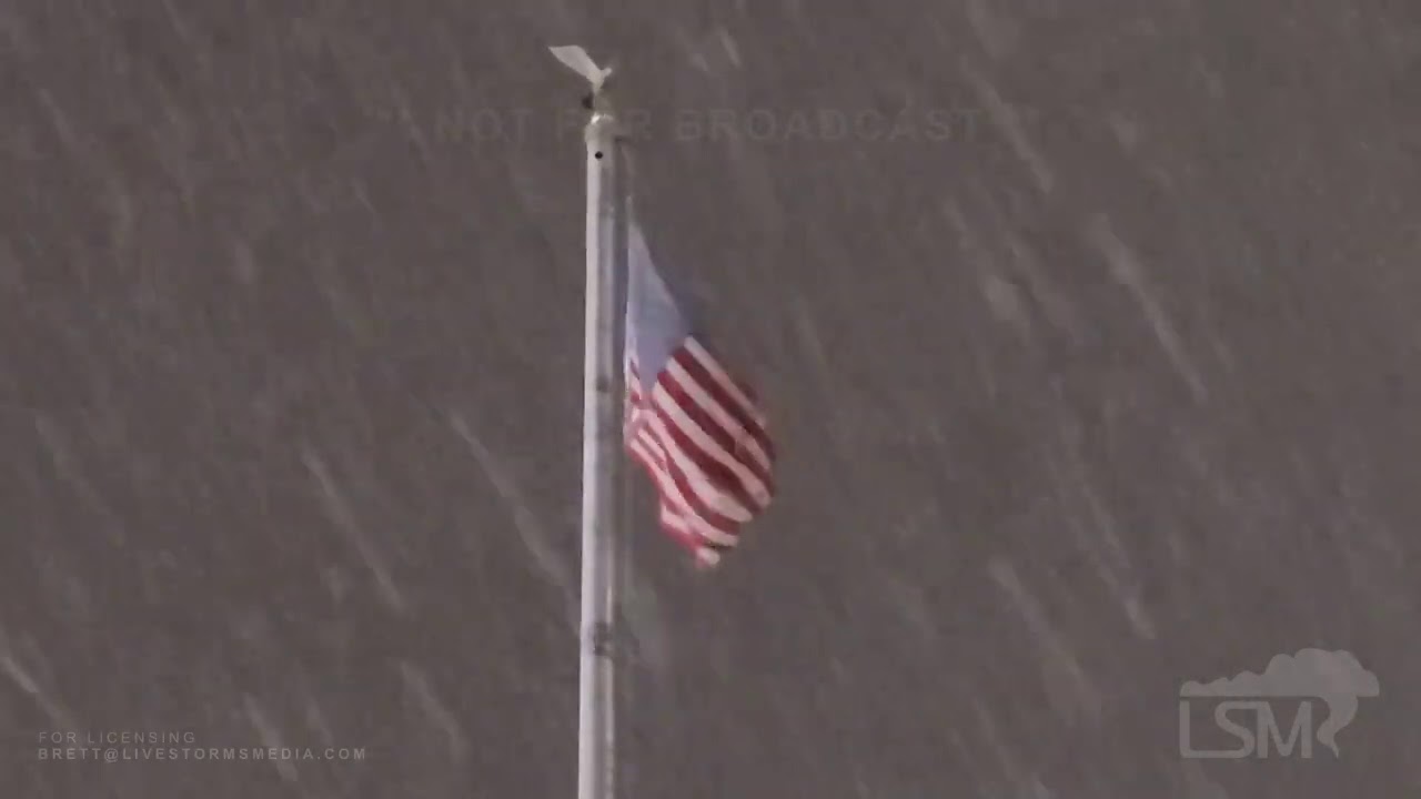 01-10-2021 Jackson, MS - Deep South Snow, Large Snowflakes, Snowy ...