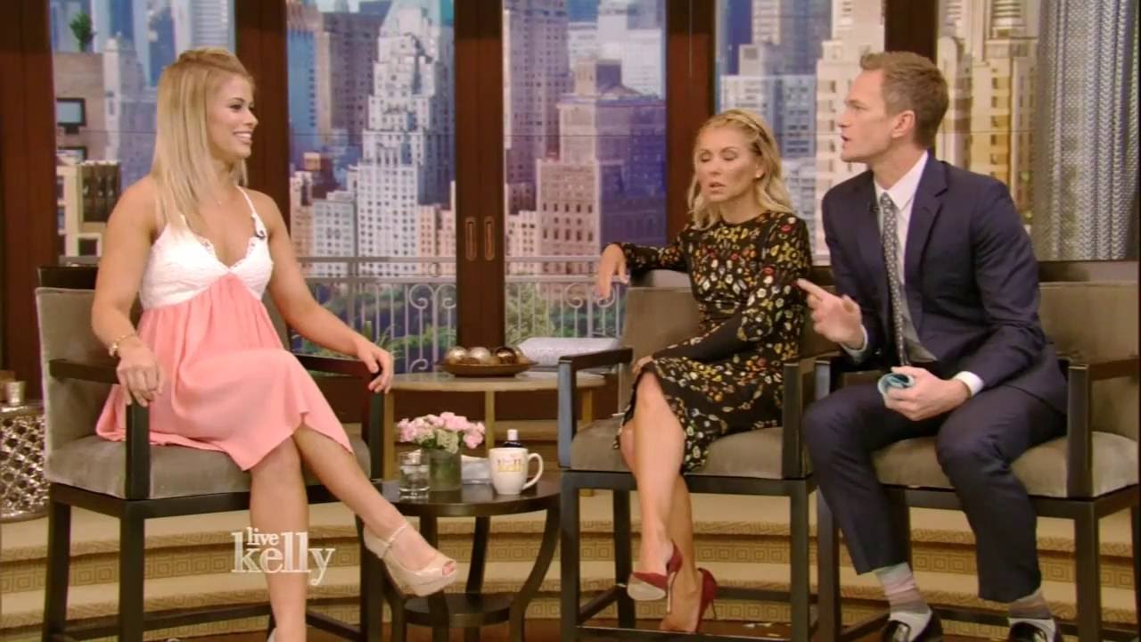 Paige VanZant on Dancing vs. Fighting - YouTube