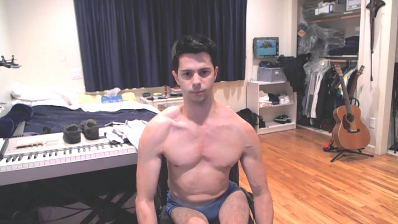 Bodybuilding - Flexing Muscles, Posing (Wheelchair user) (Paraplegic ...