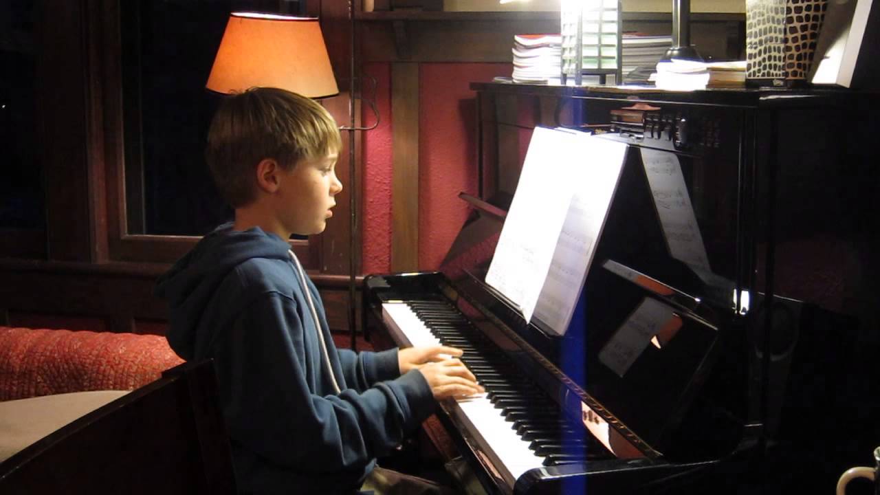 Jennifer Eklund. Off To the Races. - YouTube