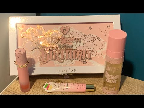 PLouise February subscription box - YouTube