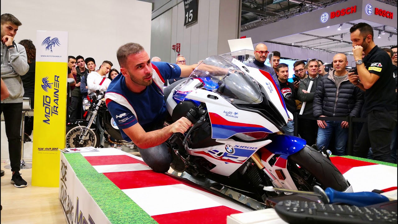 Moto Trainer Simulator and moto.it - Eicma 2019 - YouTube