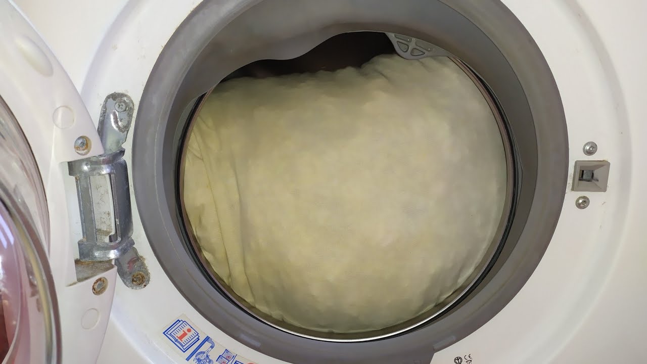 Experiment - Pillow - In A Washing Machine - YouTube