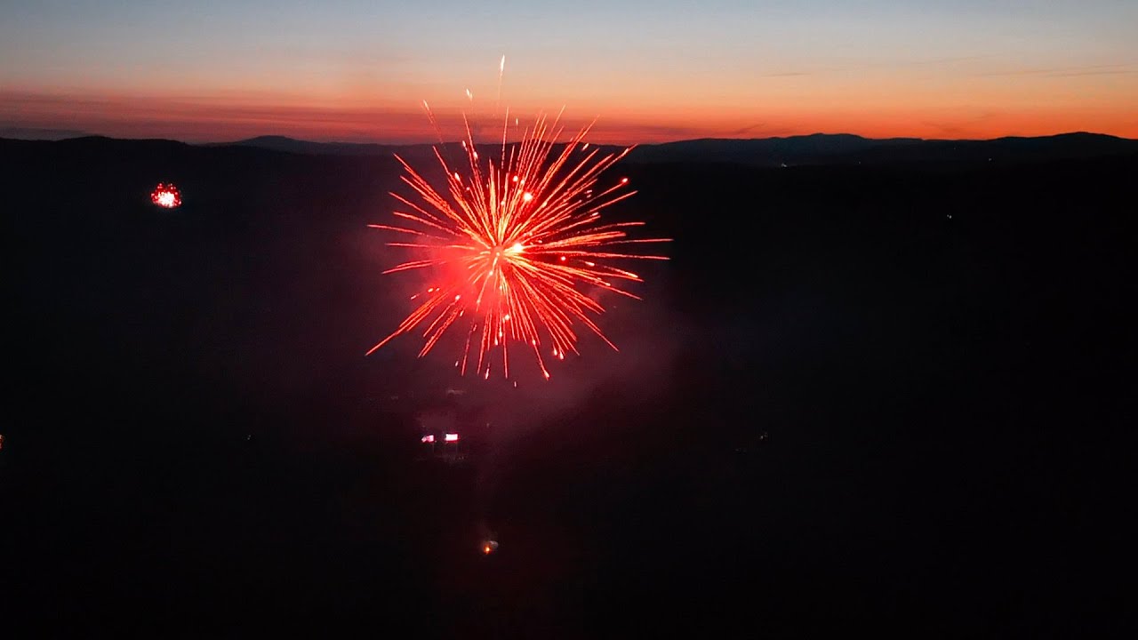 7/4/25 - Shellcamp Pond Fireworks Later in the night - Gilmanton NH ...