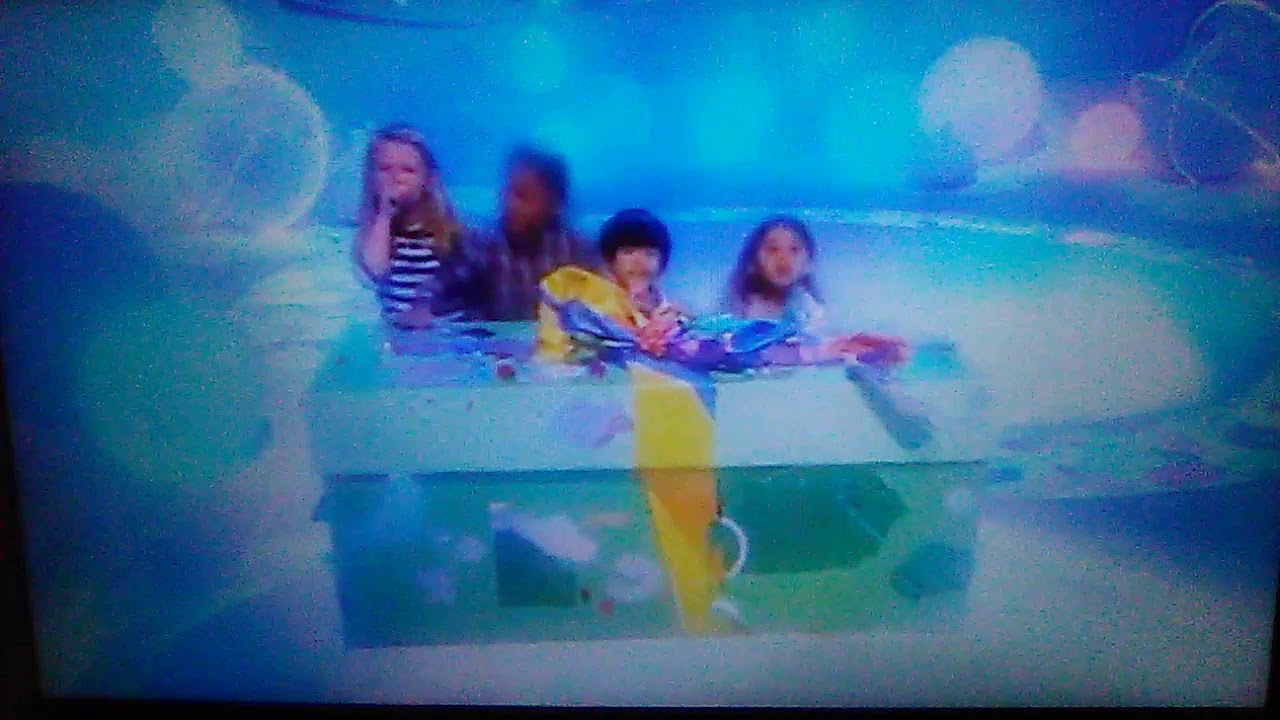 Boohbah: Musical Cushions Present Giving - YouTube