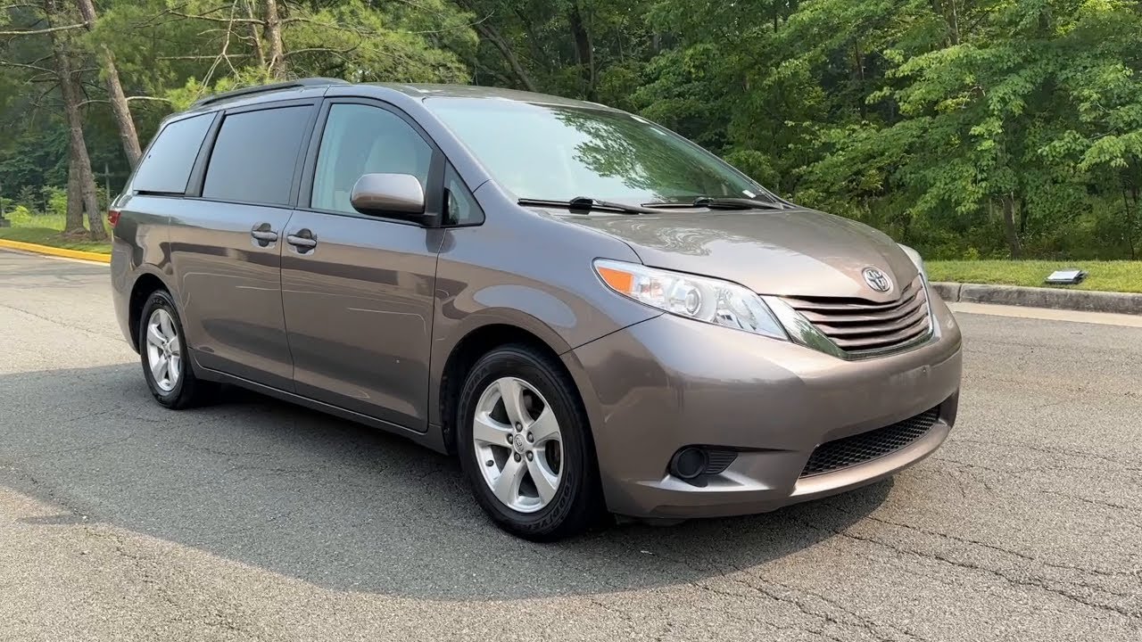 2017 Toyota Sienna Vienna, Washington, Fairfax, Chantilly, Tysons, VA ...