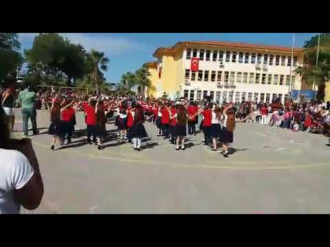 Mahmutlar İlkokulu genç osman dansı