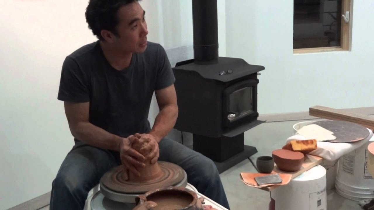 SIMON LEACH POTTERY - Kazu Oba at his studio 30 April'12 - YouTube