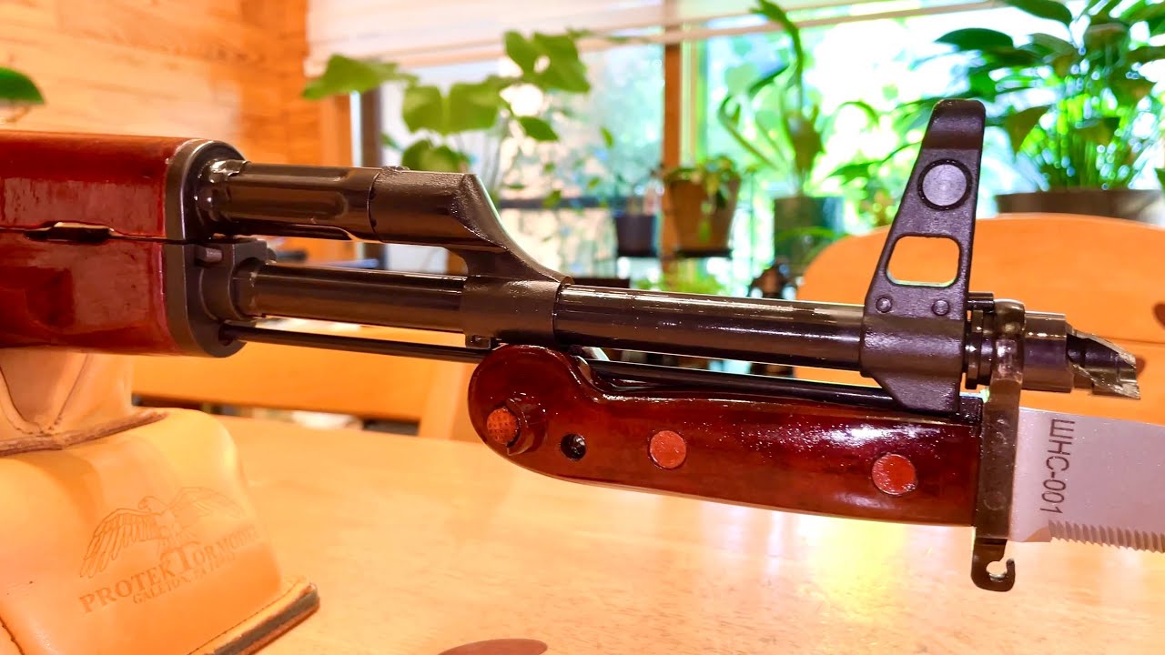 AKM Tokyo Marui / Check how many shots we can fire in one magazine ...