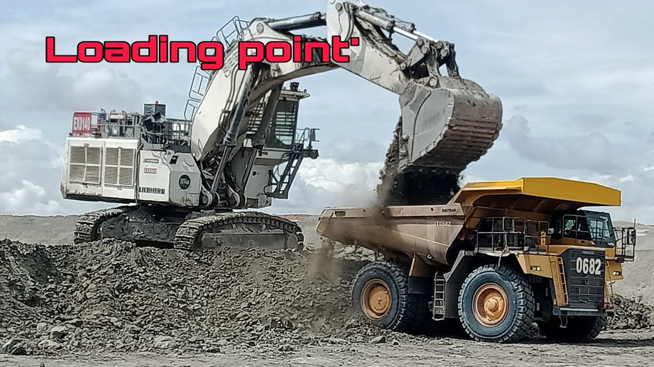 Excavator Liebherr R9250 Loading OB Dengan Mengunakan HD785 - YouTube
