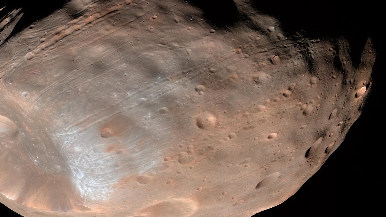 Mars' moon Phobos is slowly falling apart - YouTube