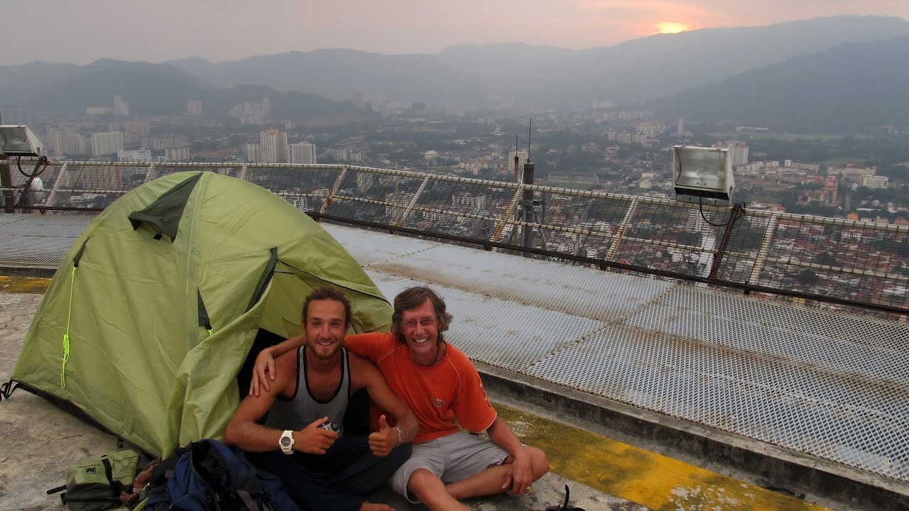 How to make a camp on the rooftop of skyscraper - YouTube