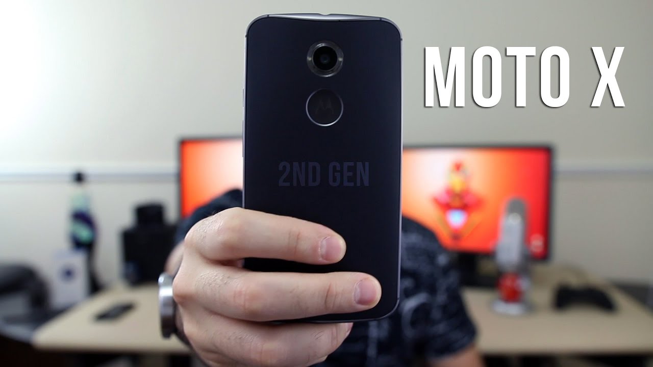 Moto X (2nd Gen) 2014 Review - Is it Still Worth It? - YouTube