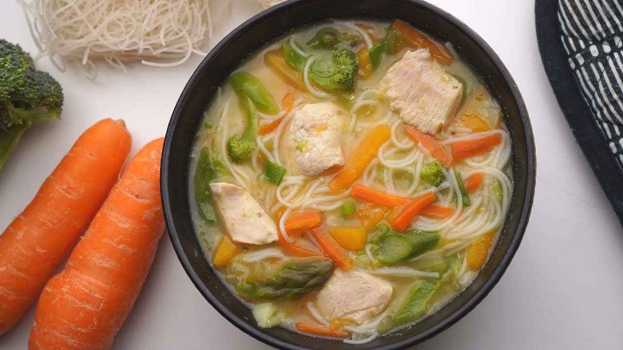 SOPA DIETA de POLLO para Adelgazar (¡La Mejor Sopita de Pollo!) - YouTube