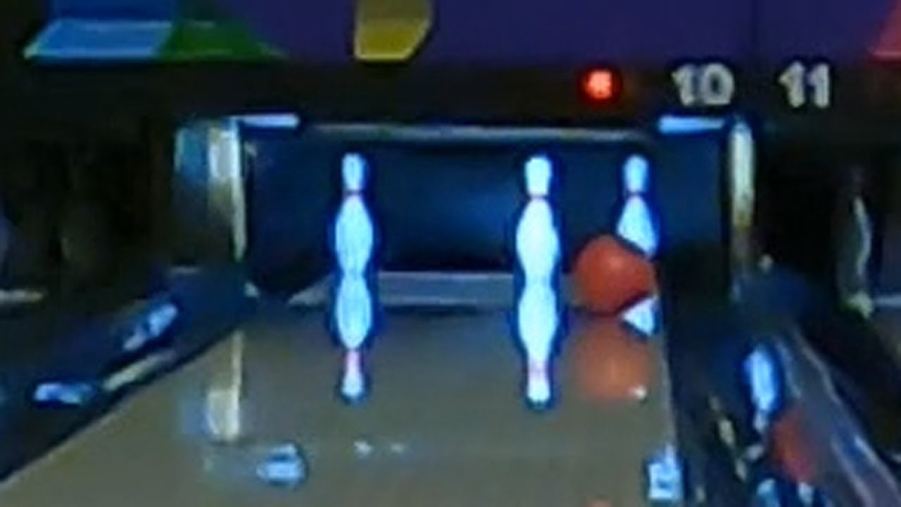 Bowling Between the Legs Trickshot "Traditional" Split (Throwing the ...