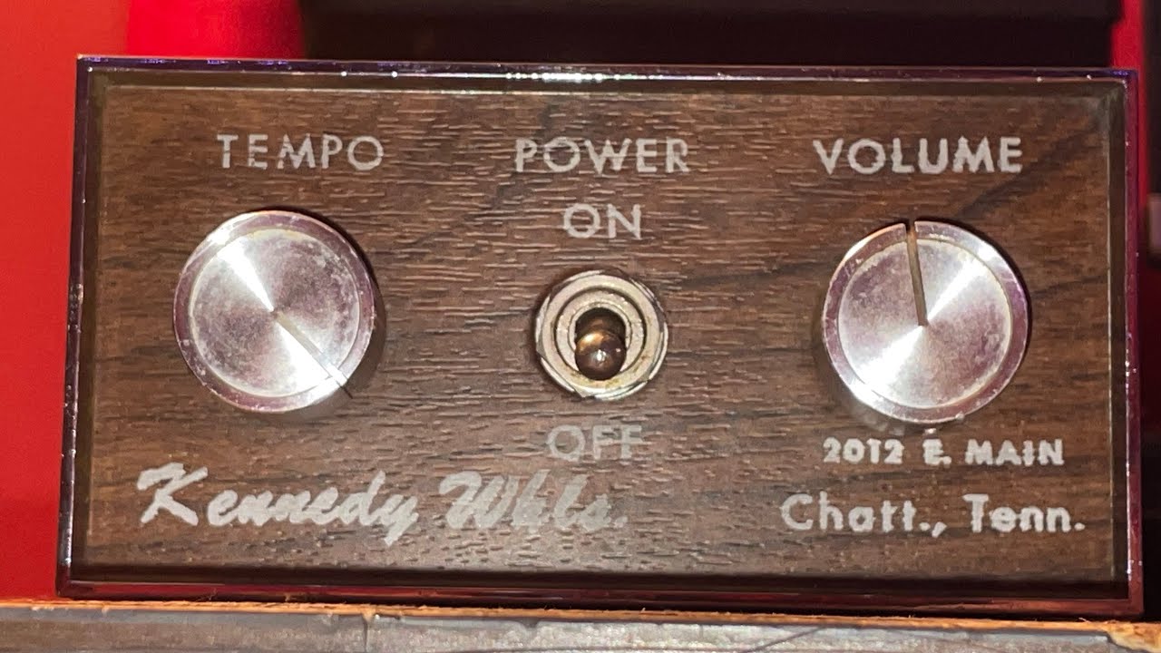 Sneakpeek of my new Nichols Electronics Model 1800 music box. - YouTube