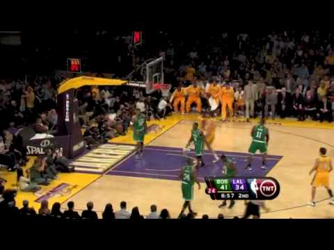 Ron Artest dunks on Rasheed Wallace - YouTube