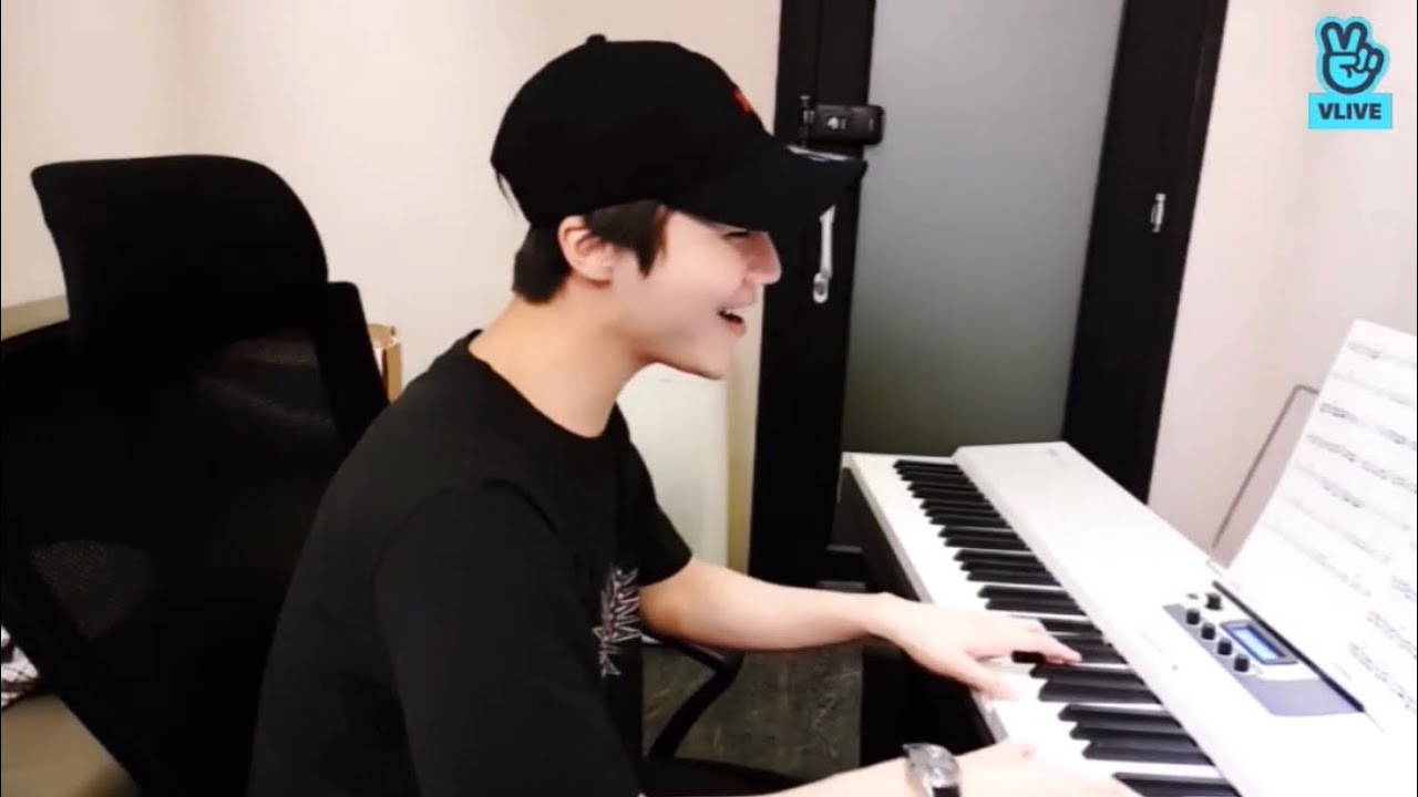 Jinho (Pentagon) - “뒷모습 / Her Back” by Na Yoon Kwon (05.05.2019) - YouTube