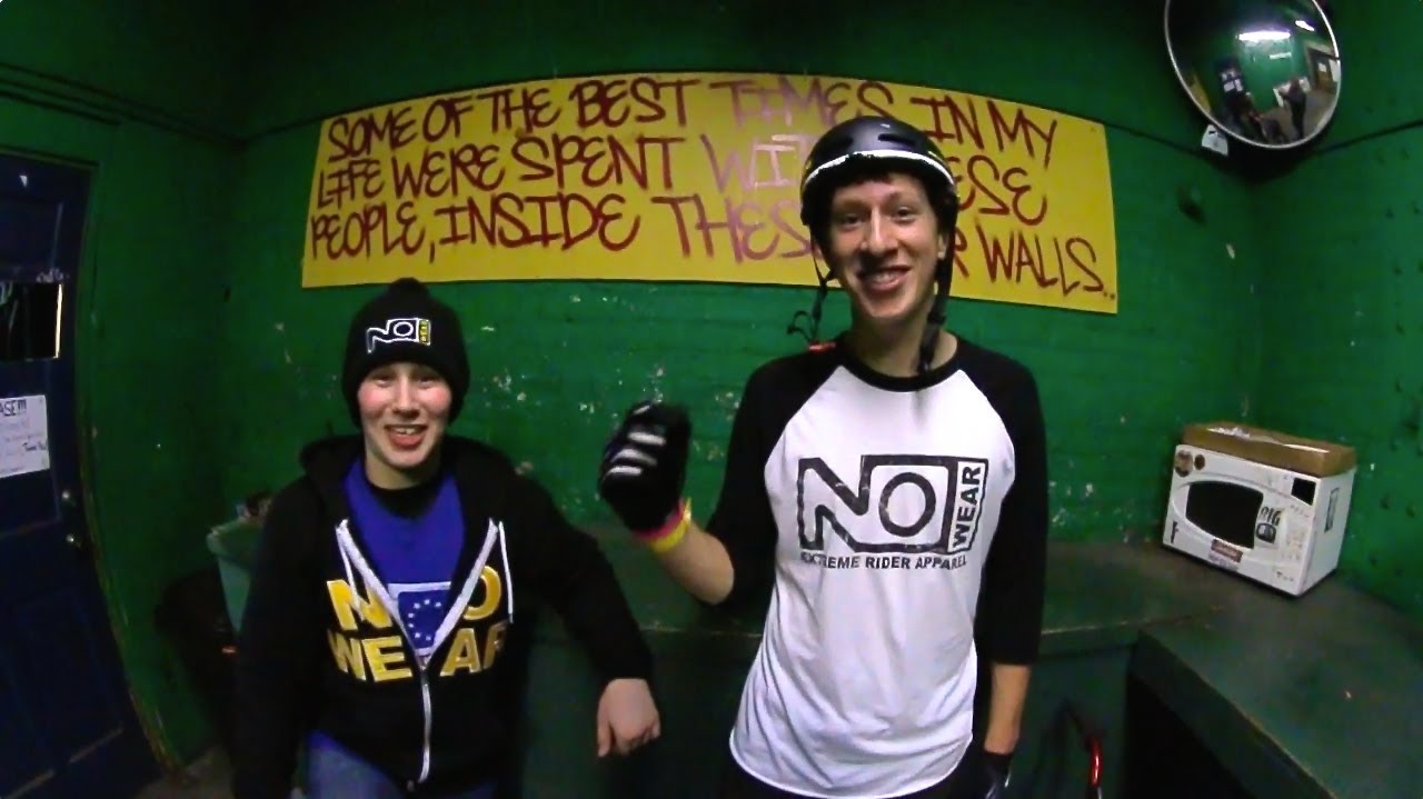 Shredding 4 Seasons Skatepark With Jake Whitney - YouTube